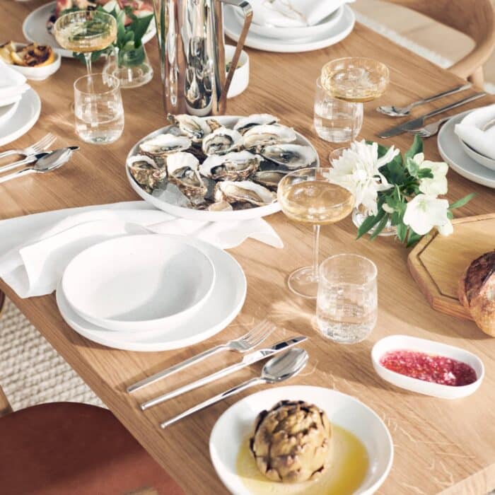 Bolia GRACEFUL Dining Table • Scandinavian Style Living Room Set